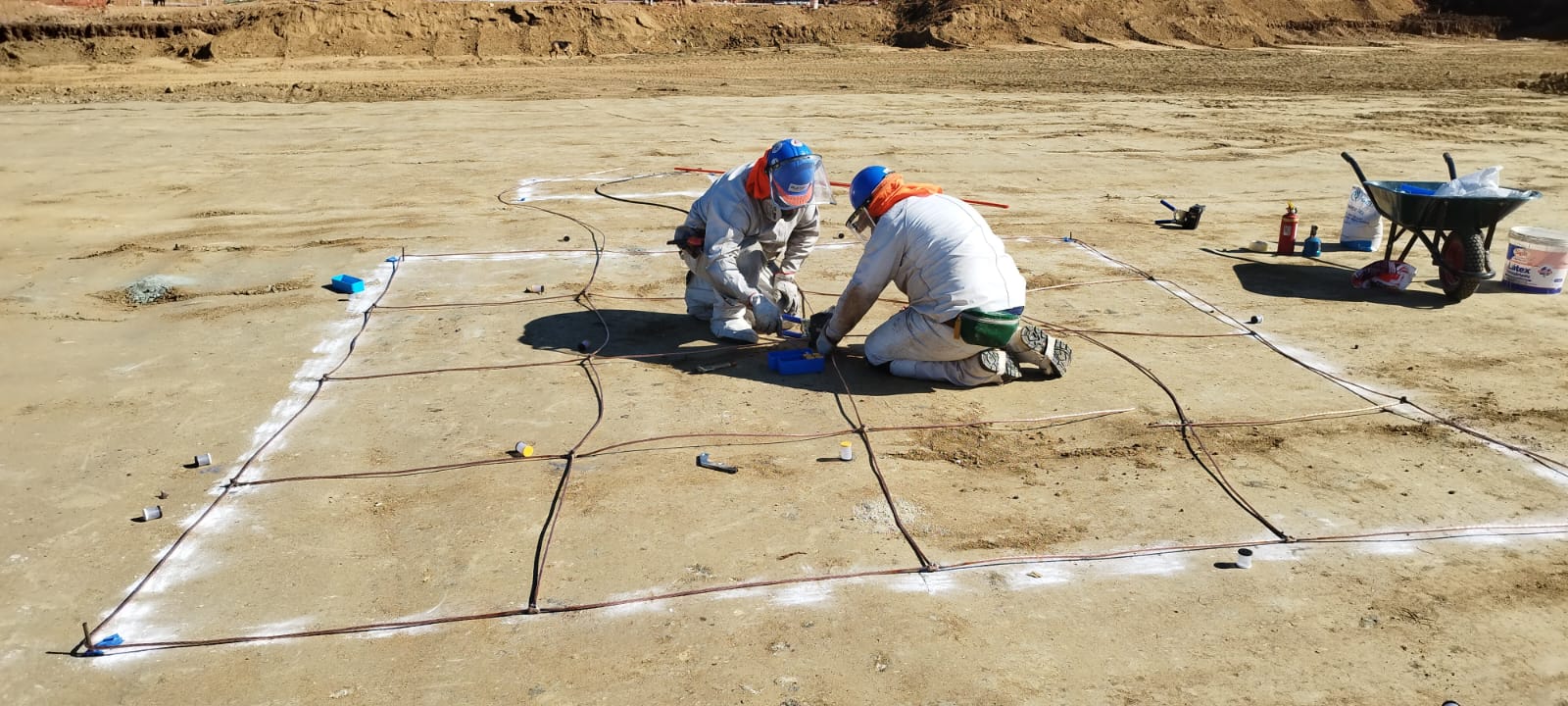 Proyecto Condominio Edificios Altos del Valle - Eletec Ltda