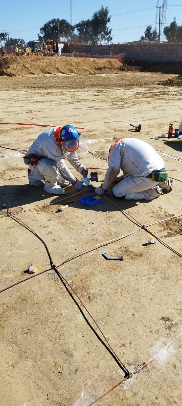 Proyecto Condominio Edificios Altos del Valle - Eletec Ltda