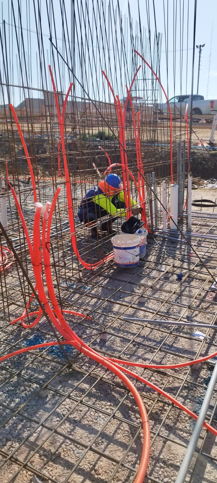 Proyecto Condominio Edificios Altos del Valle - Eletec Ltda