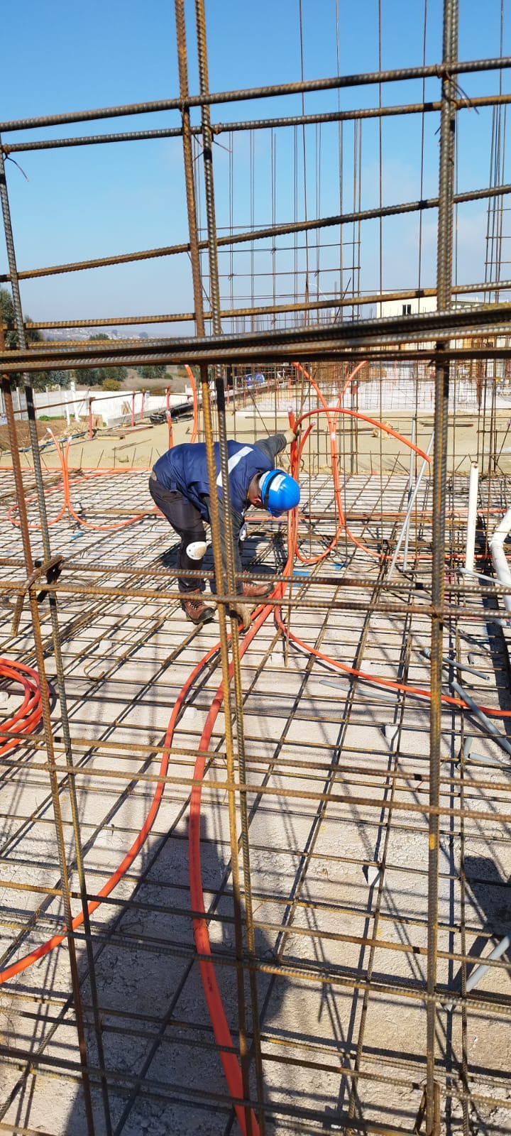 Proyecto Condominio Edificios Altos del Valle - Eletec Ltda